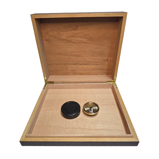 Walnut Humidor for 25 Cigars - Textured Grain Finish » Havana House